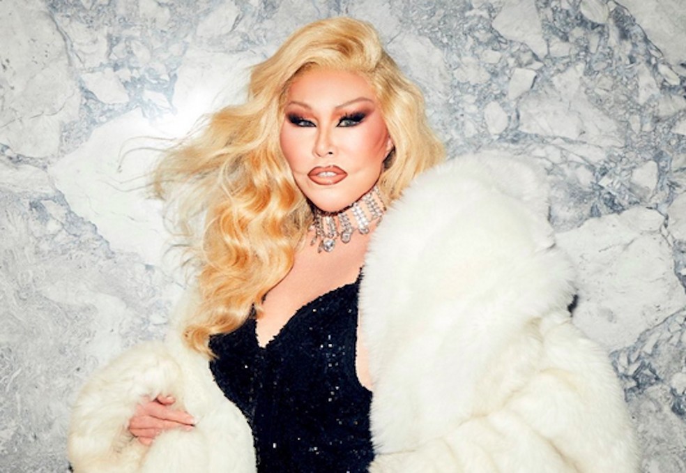 Jocelyne Wildenstein a Mulher Gato surpreende ao dizer que nunca fez plásticas