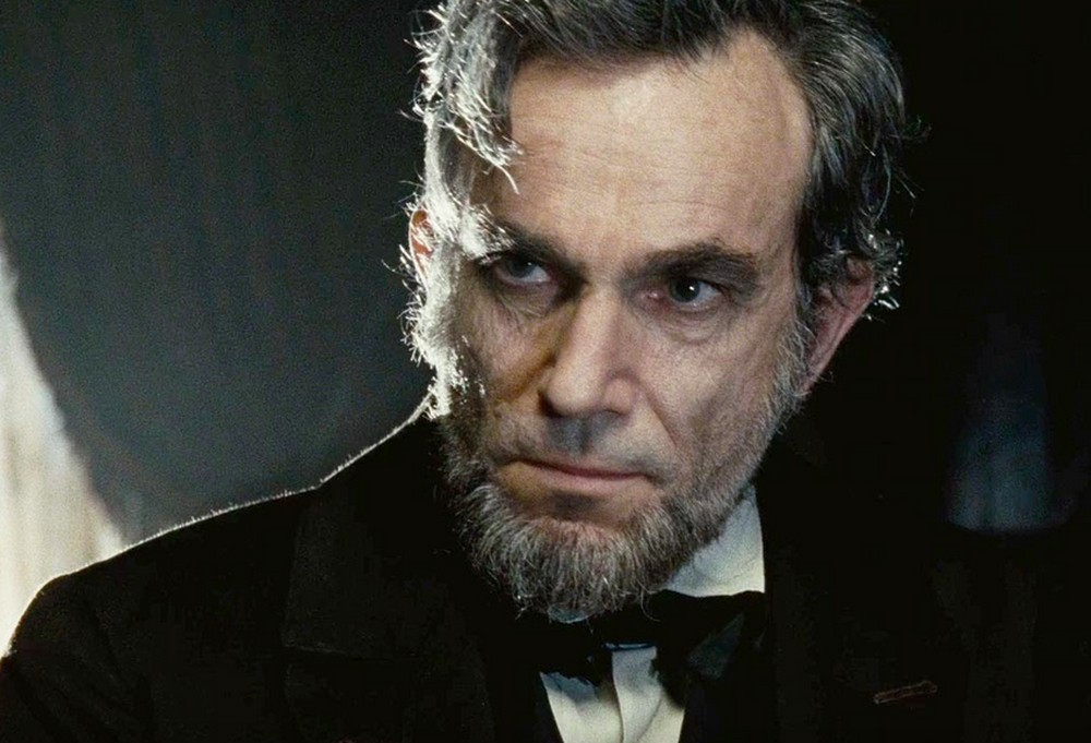 Daniel Day-Lewis dá pistas de que vai sair da aposentadoria depois de 7 ...
