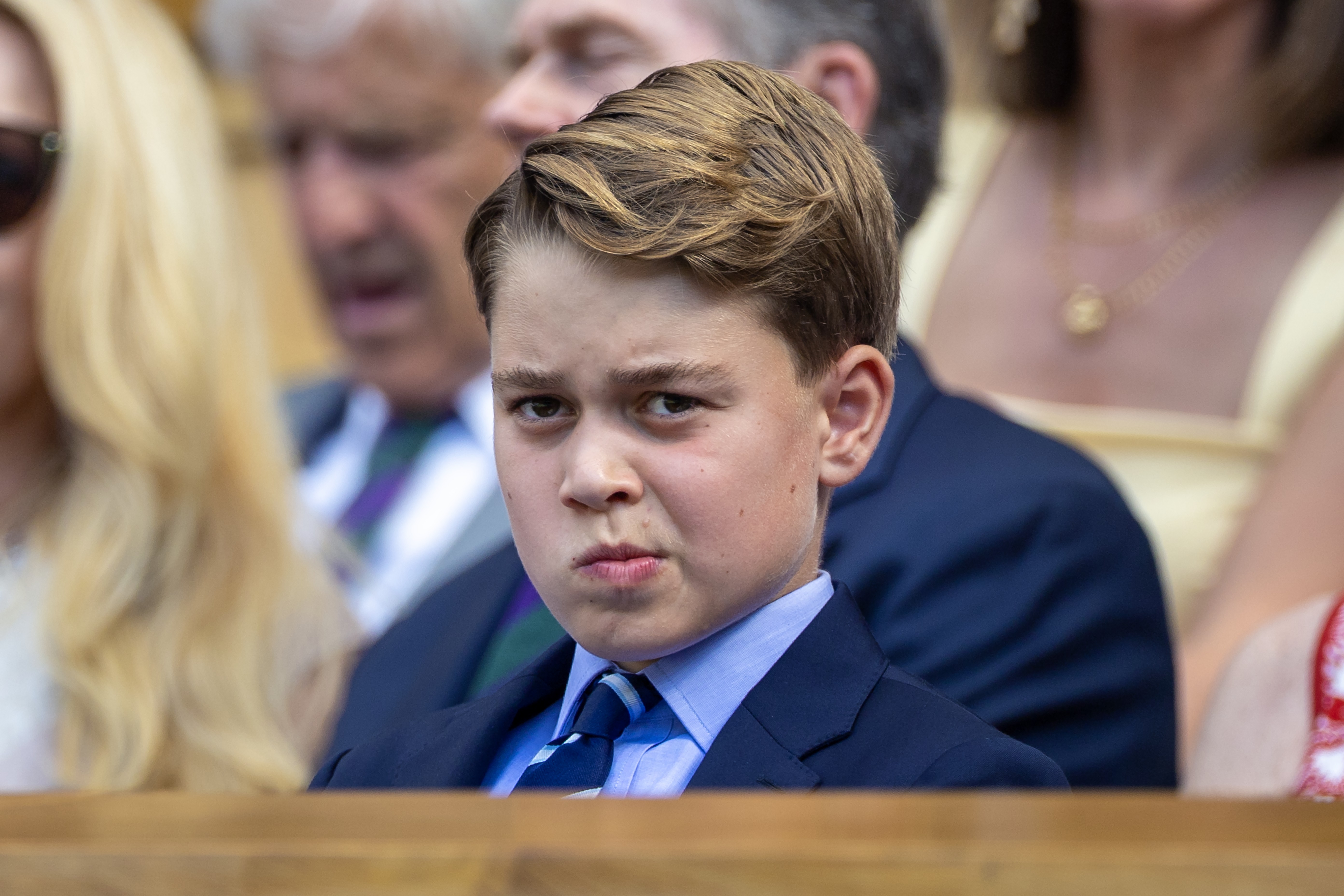 Príncipe George, primogênito de William e Kate Middleton, deve estar ...