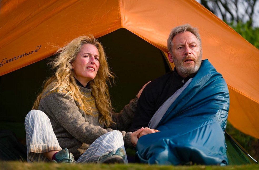 Gillian Anderson, eterna musa de 'Arquivo X', admite que adora pegação ...