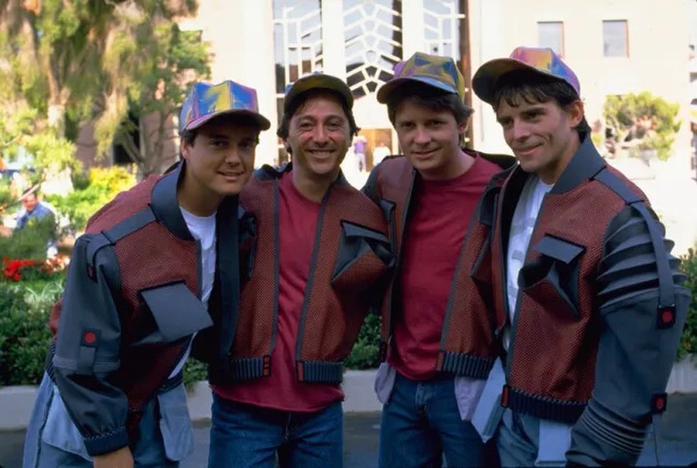 Dublê leiloa 'skate voador' do filme 'De Volta para o Futuro 2' para ...