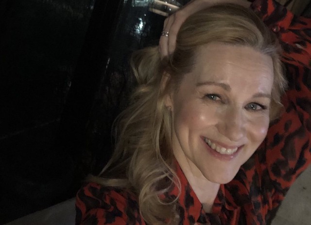 Atriz Laura Linney expõe segredos e dramas da amizade na infância com Brooke Shields ...