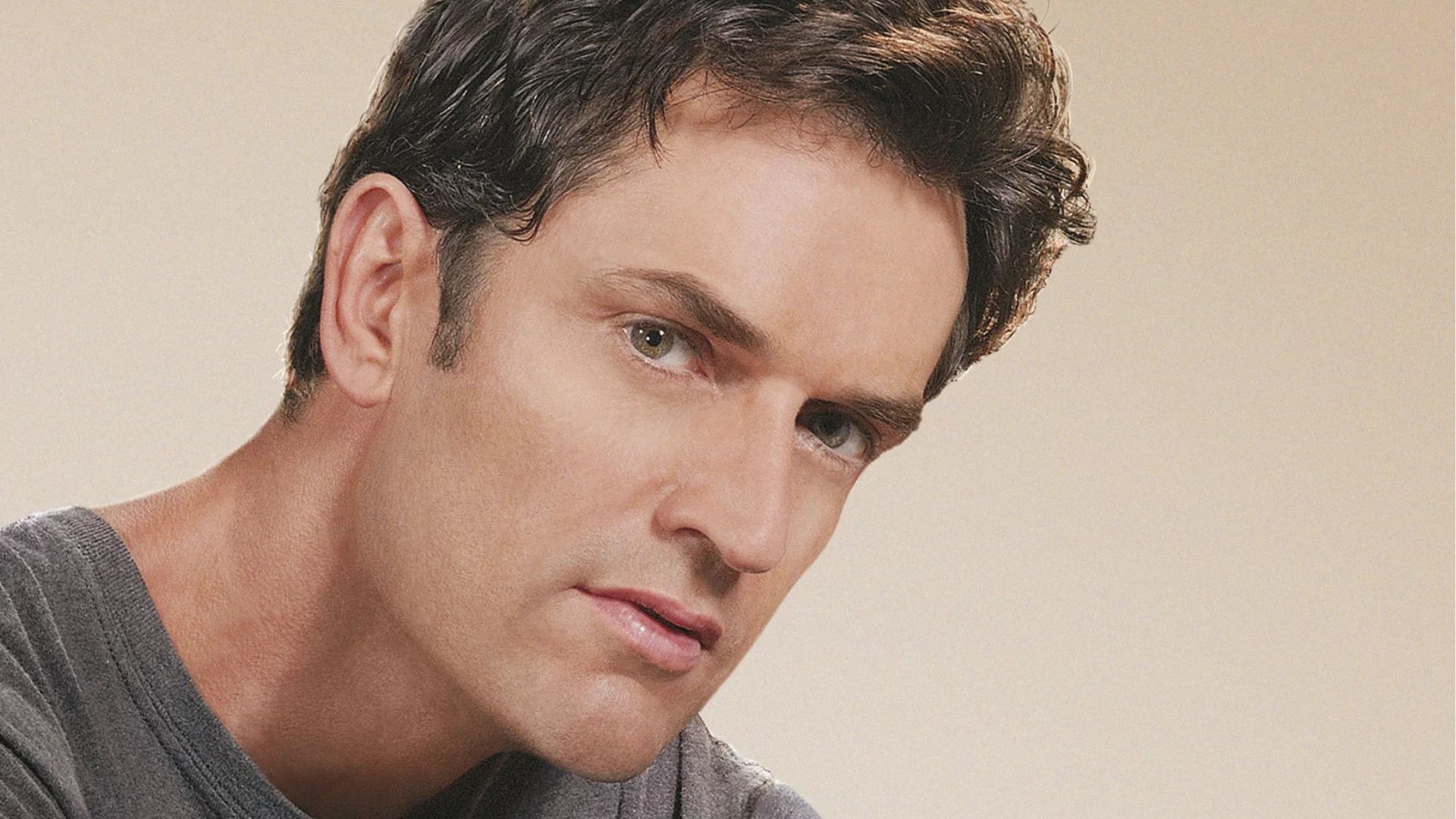 Rupert Everett, muso de sucesso com Julia Roberts, revela como se ...