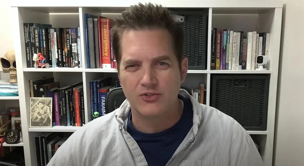 Pilotos relatam contatos imediatos recentes com OVNIs no Oceano ...