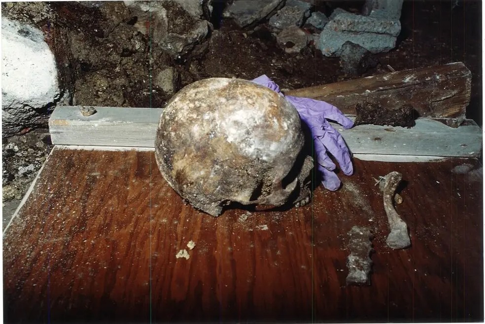 Restos mortais concretados em templo do rock nos EUA são identificados ...
