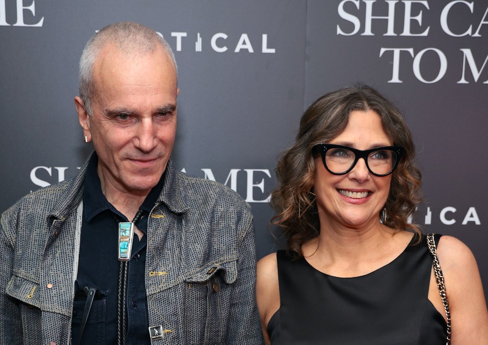 Daniel Day-Lewis dá pistas de que vai sair da aposentadoria depois de 7 ...