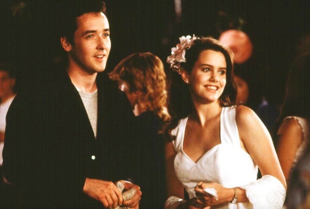 Atriz revela que dormiu com John Cusack anos depois de fazerem juntos clássico da década de 1980 ...