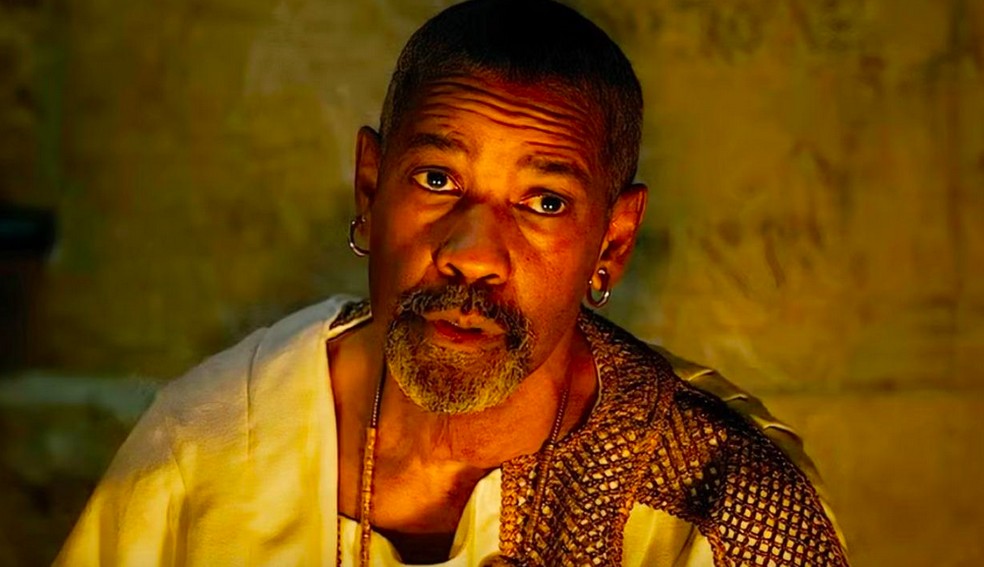Denzel Washington é batizado e se torna pastor após dizer que religiosidade torna difícil vida ...