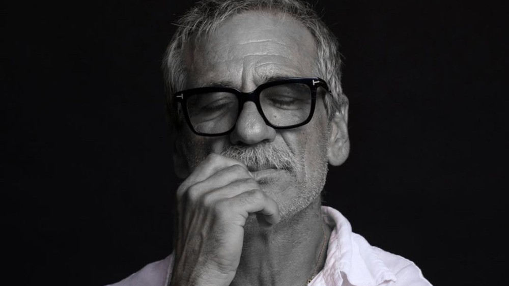 Ator de 'Batman' e 'Rambo' morre após sofrer mal súbito em praia de ...