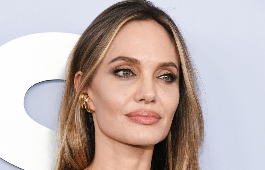Angelina Jolie está em um dos momentos mais caóticos da vida com ...