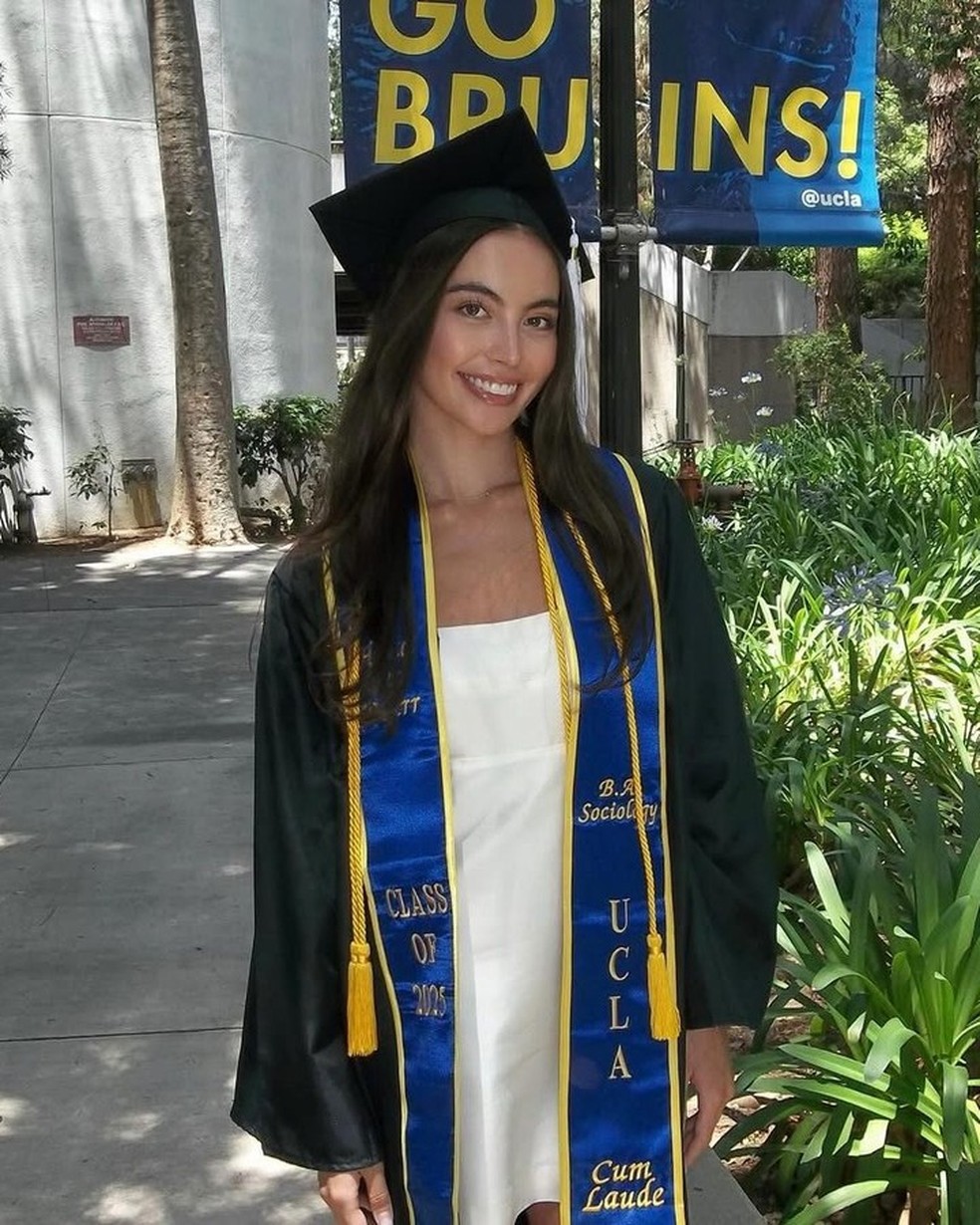 A opinião de Jessica Alba sobre namoro de ex com modelo 21 anos mais ...