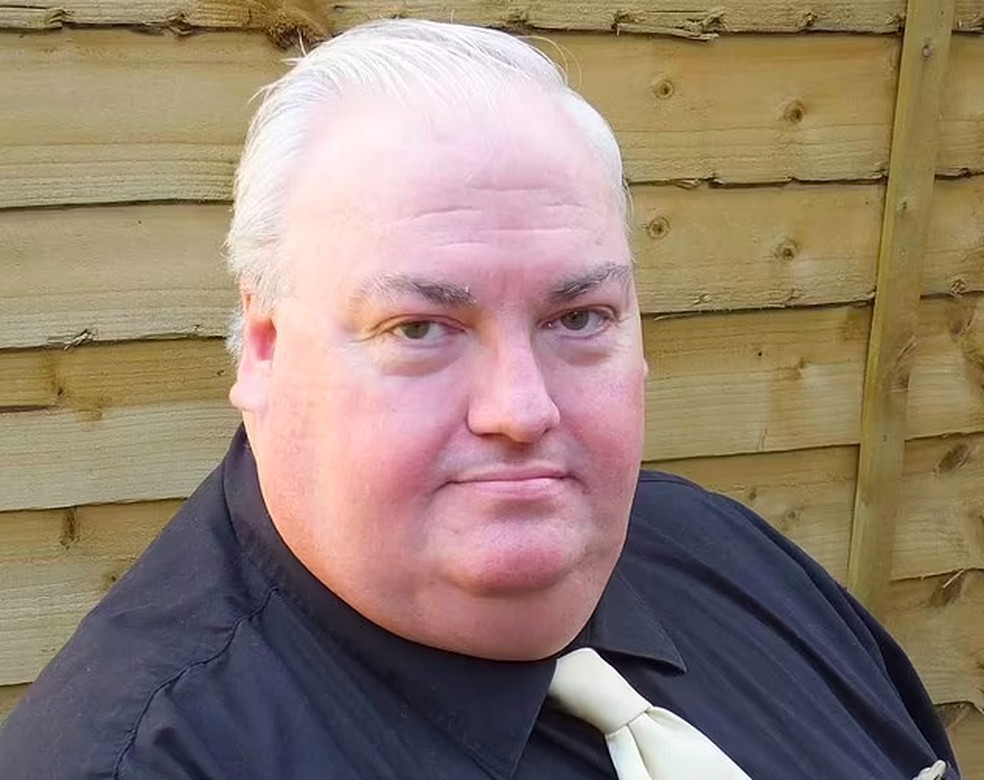 Simon Fisher-Becker, ator que interpretou Frei Gorducho em 'Harry ...