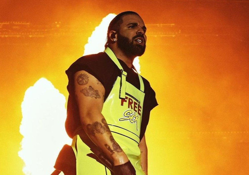 Drake se gaba de vazamento de suposto vídeo íntimo focando em 'míssil ...
