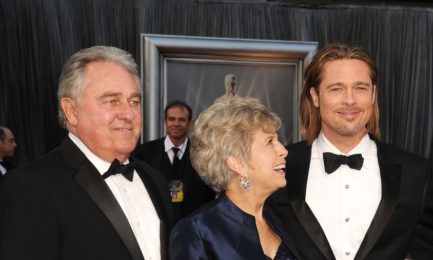 Como Brad Pitt conseguiu convencer seu pai e sua mãe a não assistirem a ...