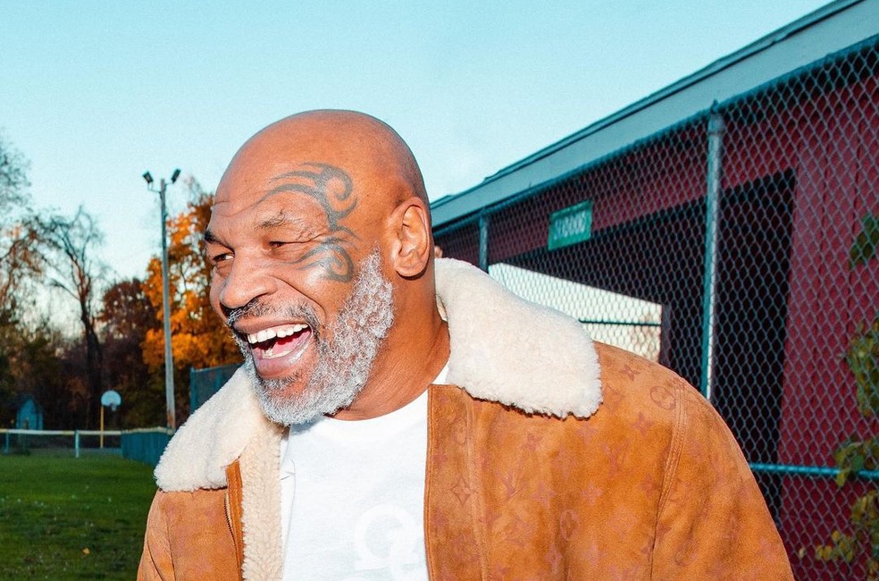 O valor ridículo que Mike Tyson ganhou na sua primeira luta finalizada ...