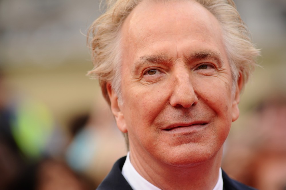 Por que Alan Rickman quase desistiu de fazer sua estreia no cinema como ...