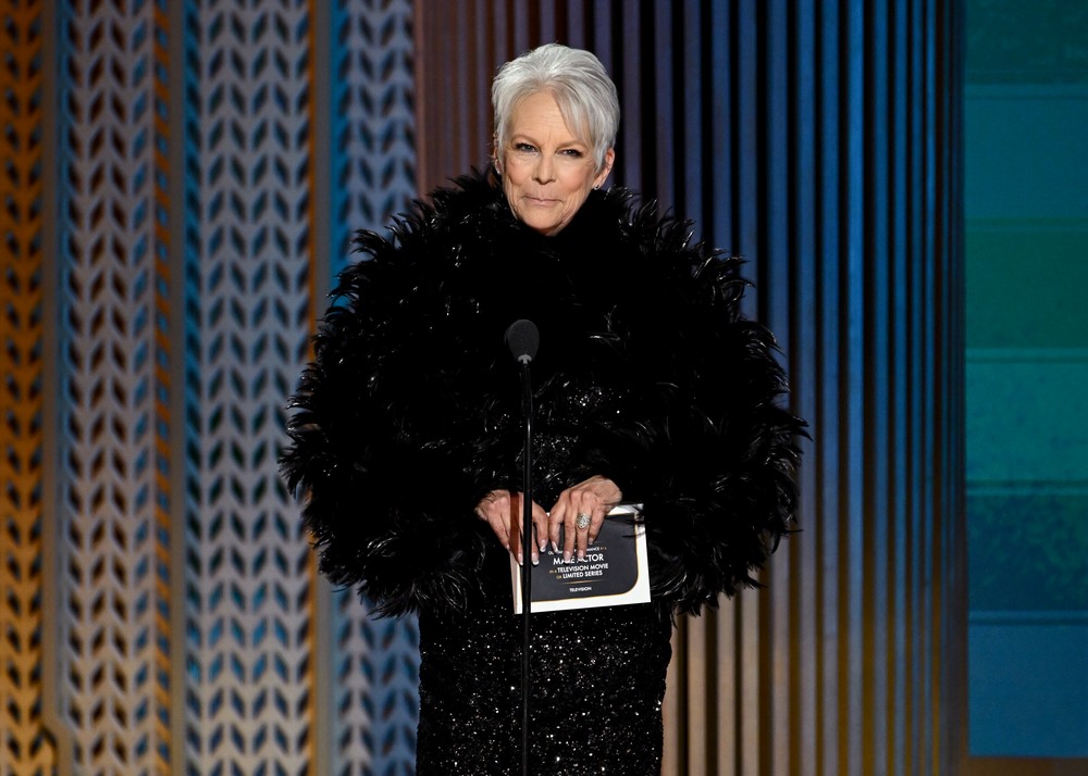 Jamie Lee Curtis diz que Colin Farrell transmitiu COVID para ela e ator ...