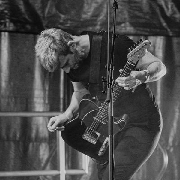Ex-colegas de banda de Ian Watkins anunciam retorno à ativa e novas ...