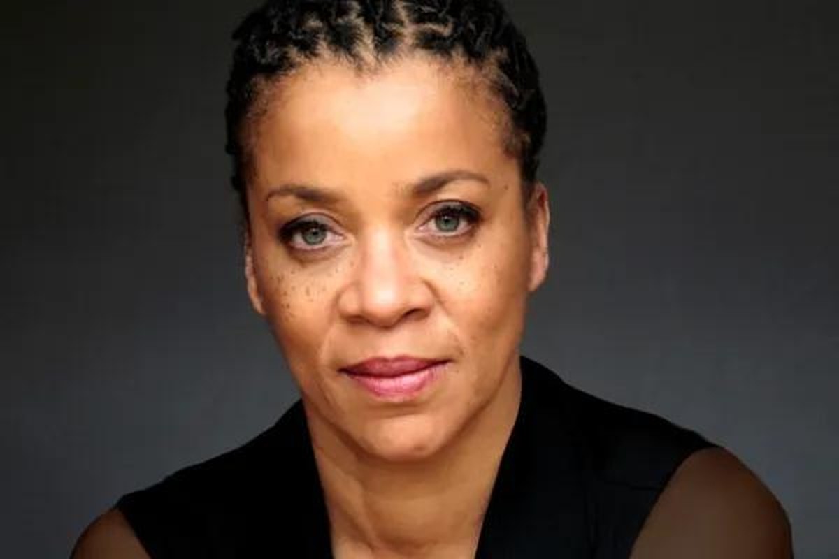 Atriz morre nos bastidores de peça de teatro após se apresentar na ...