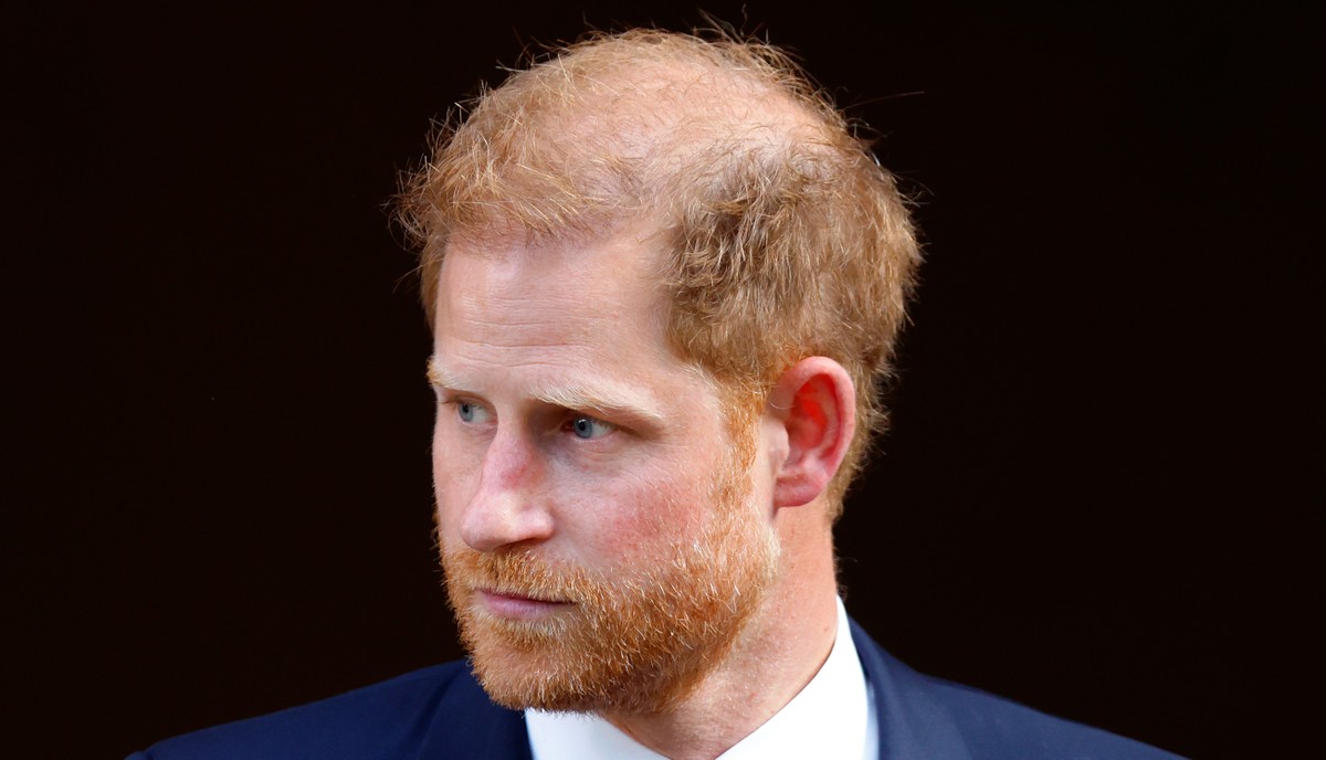 Harry está 'deprimido e envergonhado' após ser acusado de assédio e ...