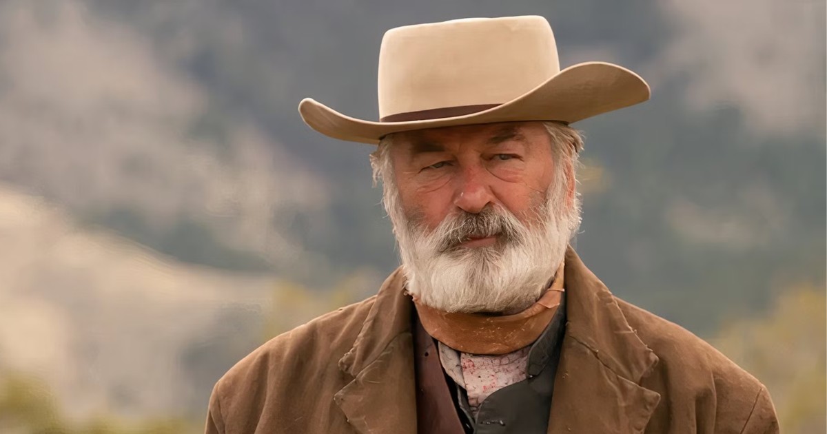 Alec Baldwin diz que 'perdeu 10 anos' de vida com acidente fatal no set ...