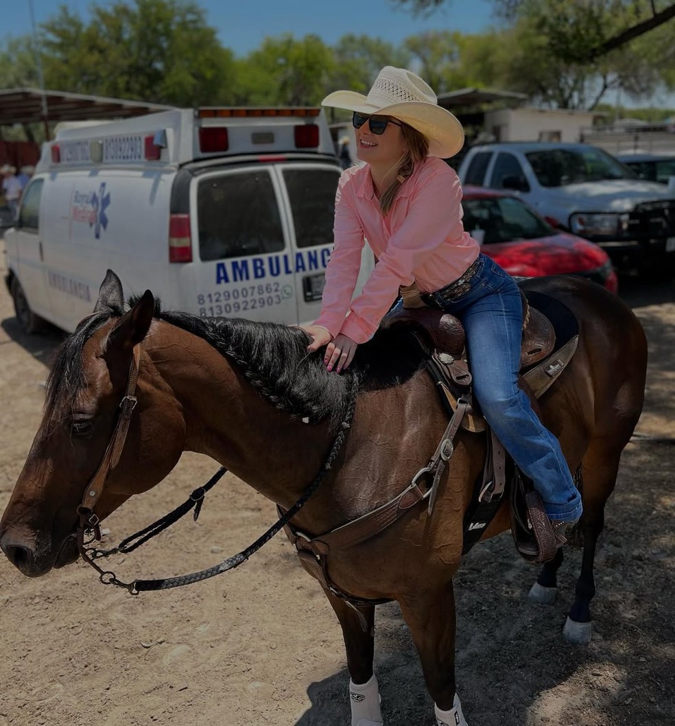 Influencer mexicana conhecida como 'Miss Rodeo' morre aos 20 anos em ...