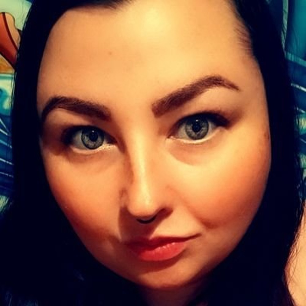 Médium-celebridade revela suposto alerta de Elizabeth II para Charles e ...