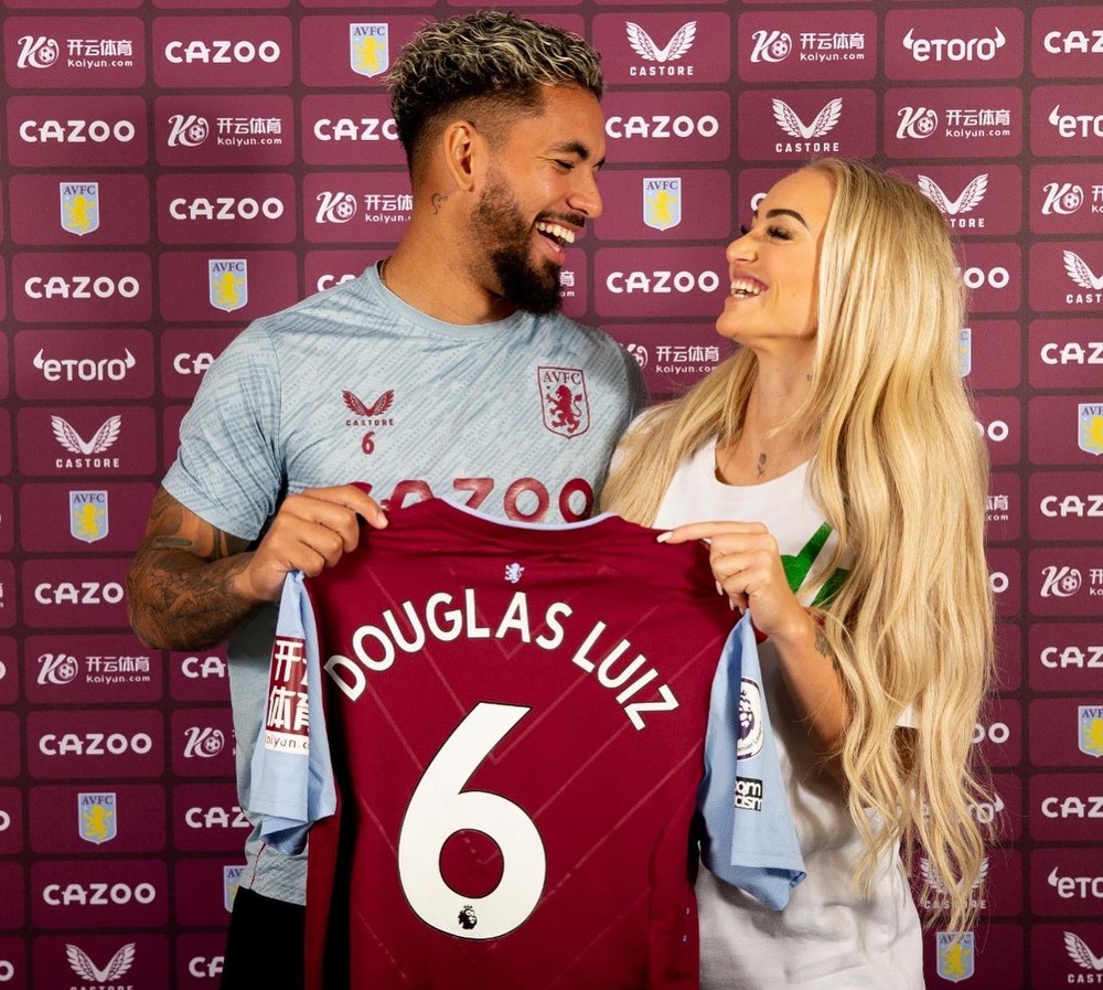 Douglas Luiz e Alisha Lehmann, jogadora mais seguida do mundo, terminam ...