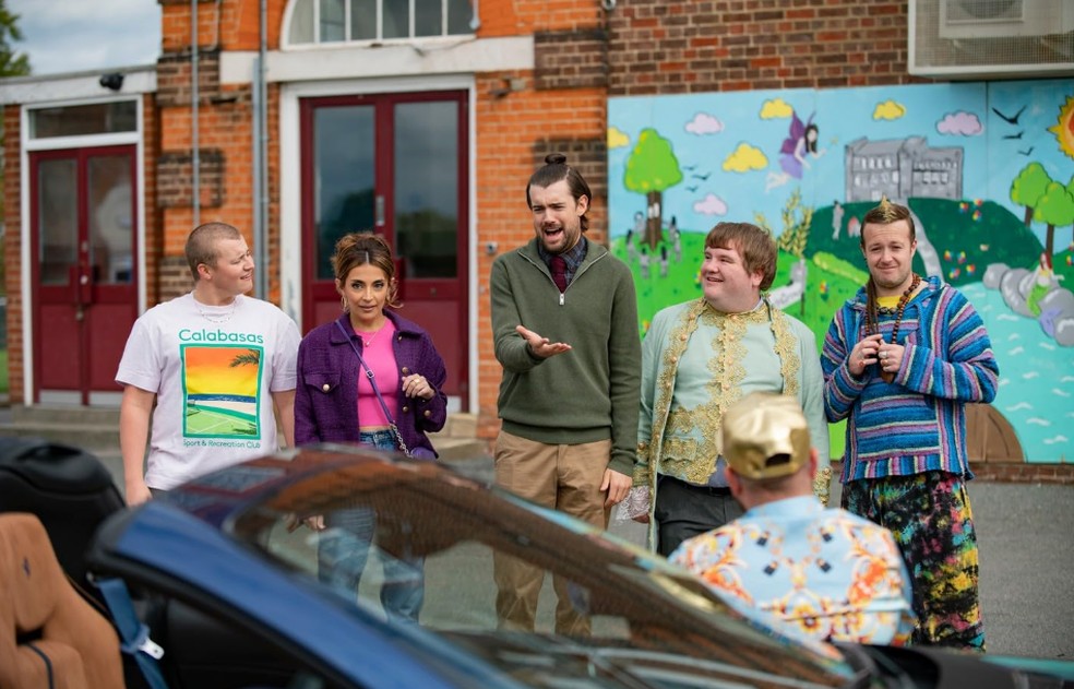 Ator de produções famosas se emociona ao revelar que está há mais de um ...