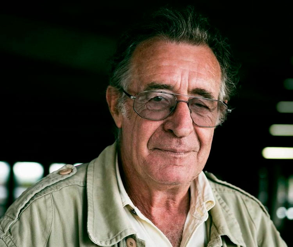 Dublê número 1 de 'Mad Max' morre em acidente de carro e choca mundo do cinema