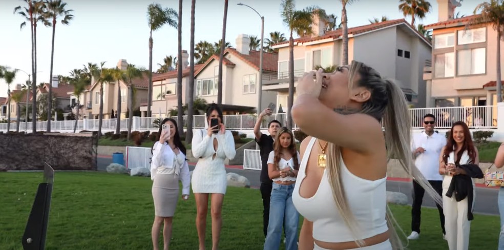 Rapper preso viraliza ao organizar luxuoso pedido de casamento à ...