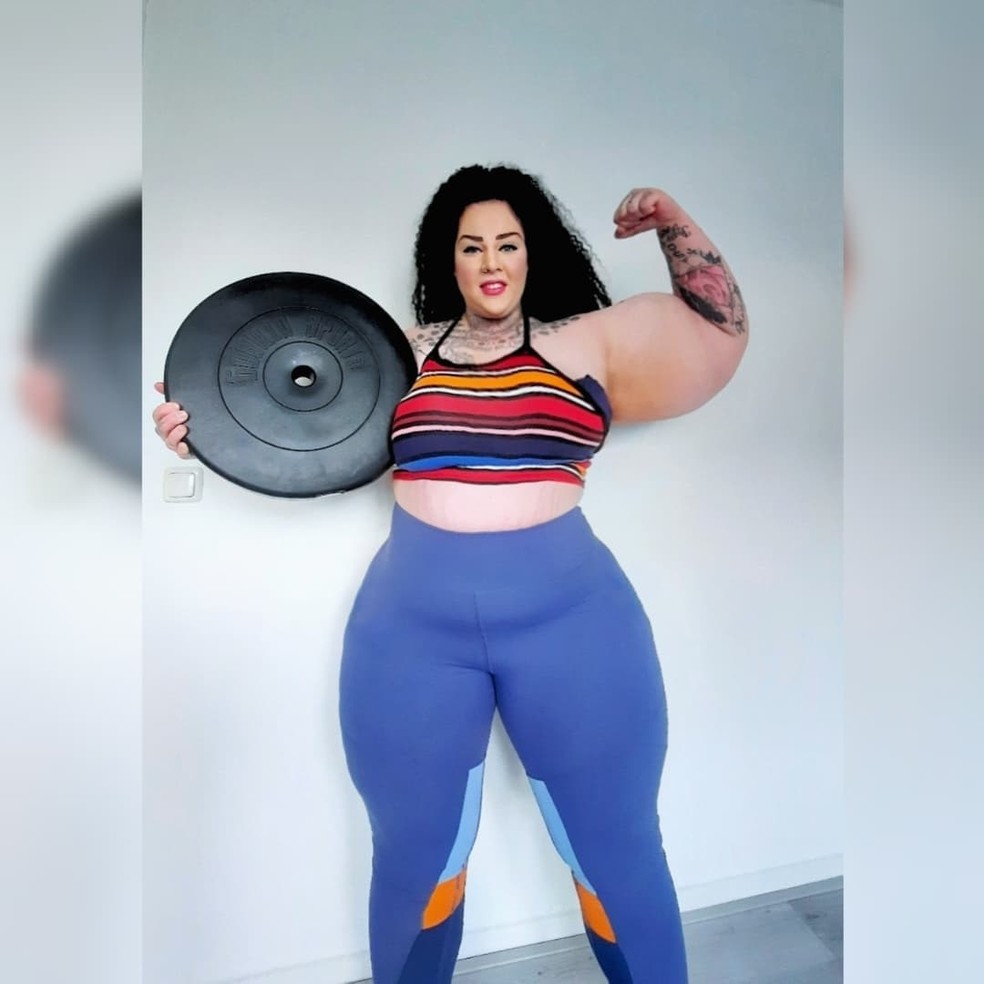 Holandesa ostenta título de 'Mulher-Hulk da vida real' após ganhar 90 quilos de músculos em ...