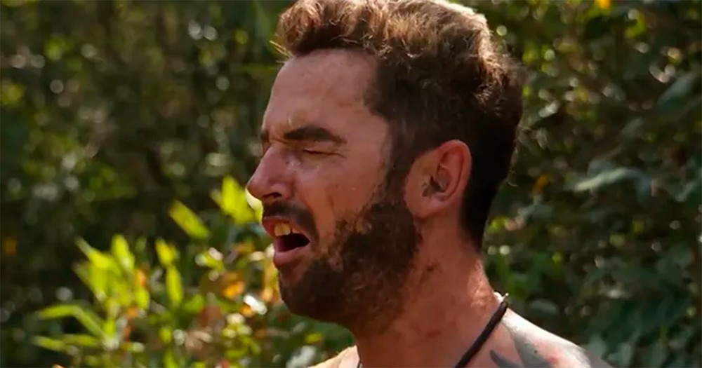 Participante que queimou pênis em reality 'pega' carrapato nas partes ...