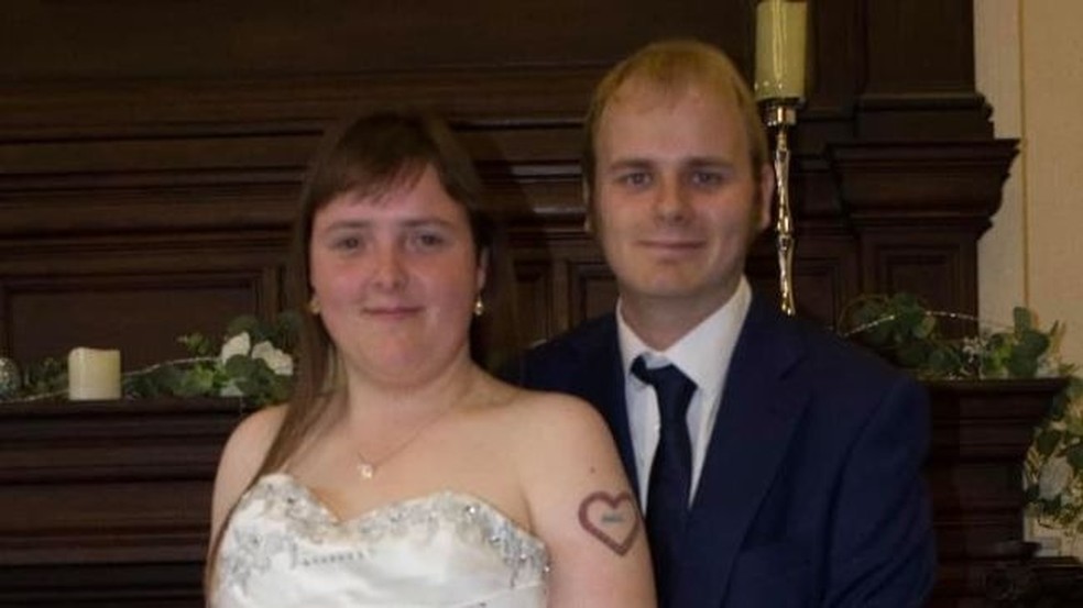 Homem suspeito de matar e cortar corpo da esposa em mais de 200 pedaços ...