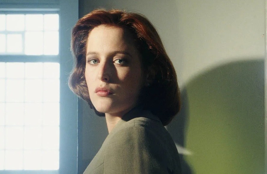 A trágica história do primeiro amor de Gillian Anderson, a Scully de ...