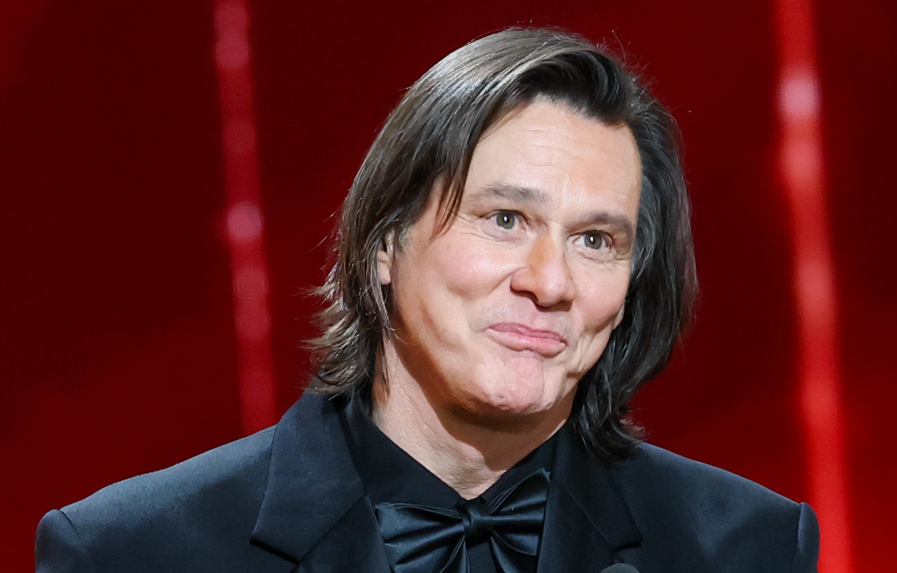 Como surgiram as teorias malucas de que Jim Carrey foi substituído por ...