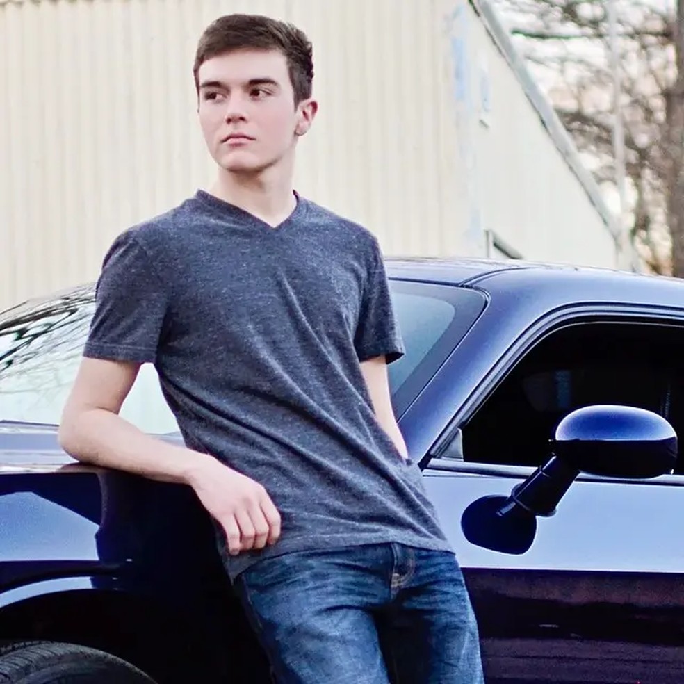 Filho de Monica Aldama, estrela da série 'Cheer', é preso por ...