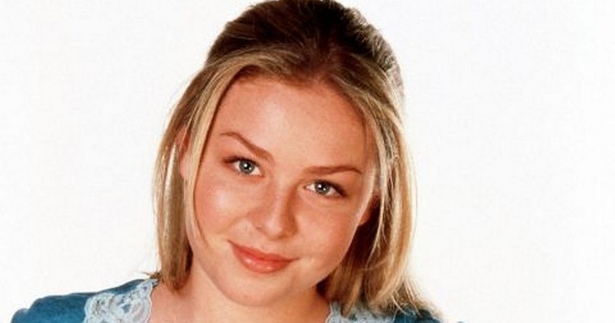 Atriz australiana é diagnosticada com câncer em estágio avançado aos 36 ...