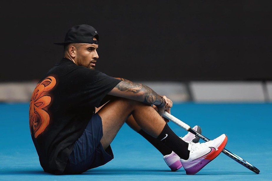 Tenista Nick Kyrgios revela que foi internado em hospital psiquiátrico ...