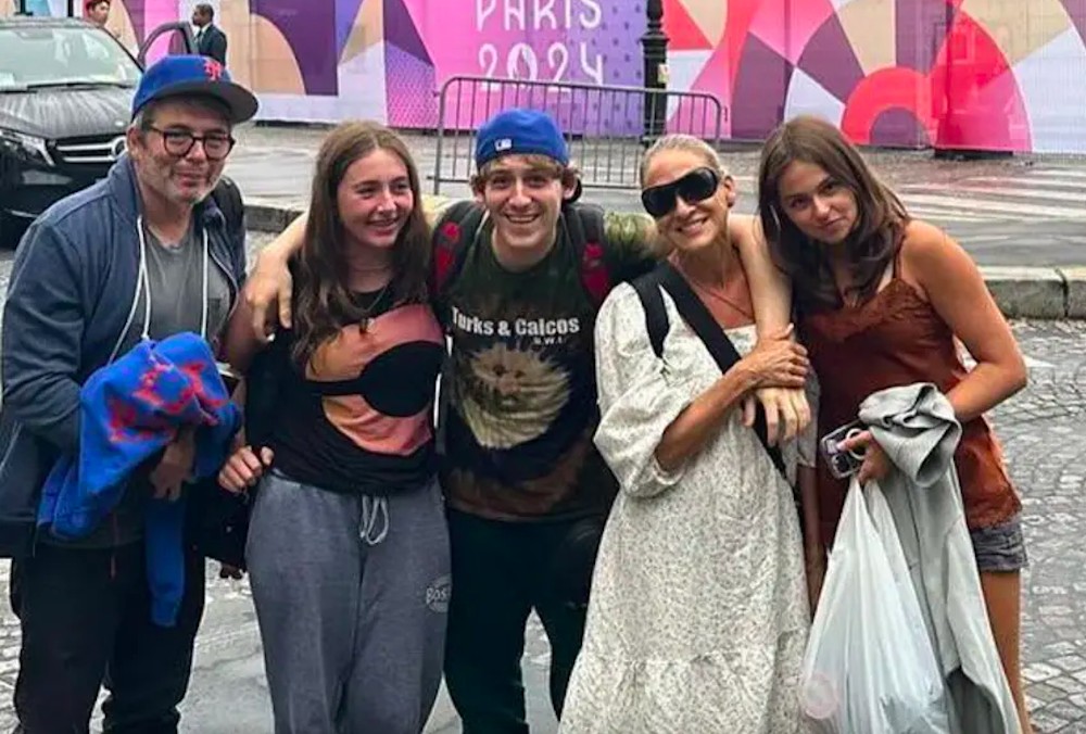 Sarah Jessica Parker posa para foto raríssima com marido Matthew ...