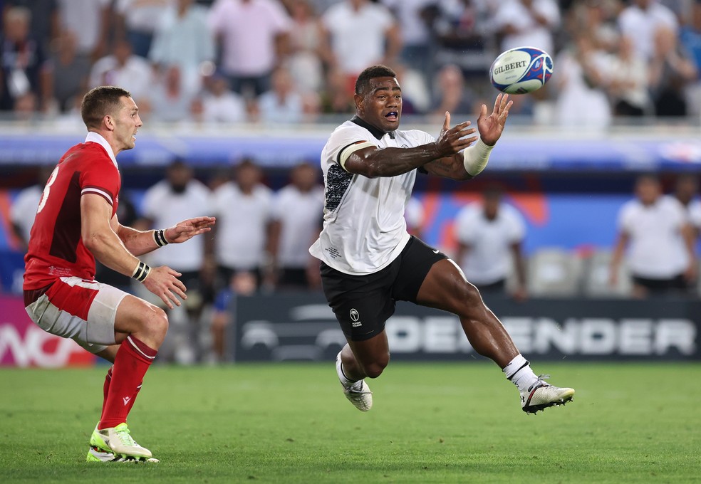 Atleta falta a velório do filho de 7 anos para jogar por sua seleção na ...