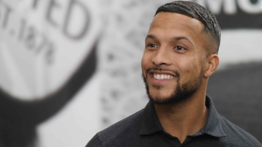 Meia que surgiu no Manchester United morre aos 36 anos e causa comoção ...