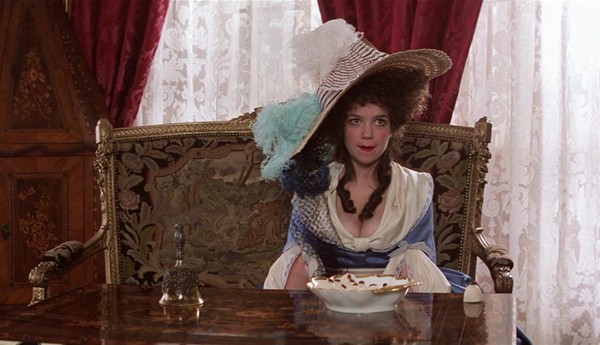 A atriz que perdeu papel no premiado 'Amadeus' ao se machucar feio em ...