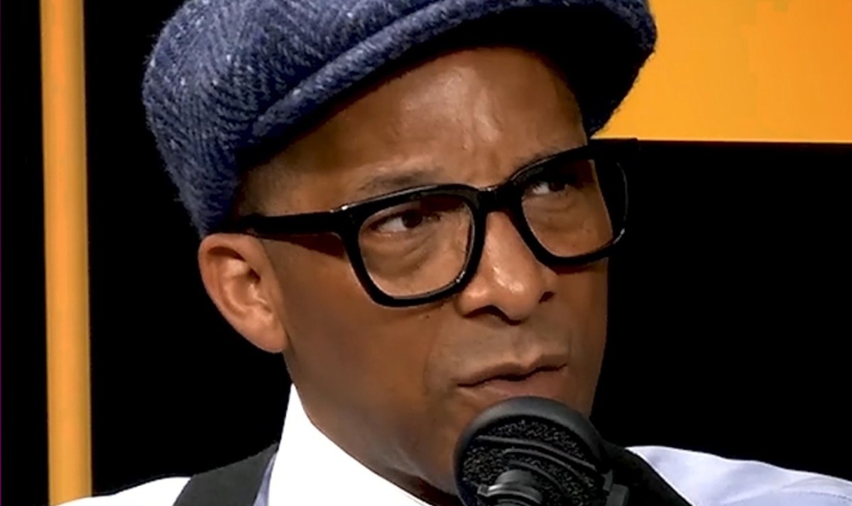 Astro da TV inglesa conta que descobriu ter 27 irmãos e irmãs depois da ...