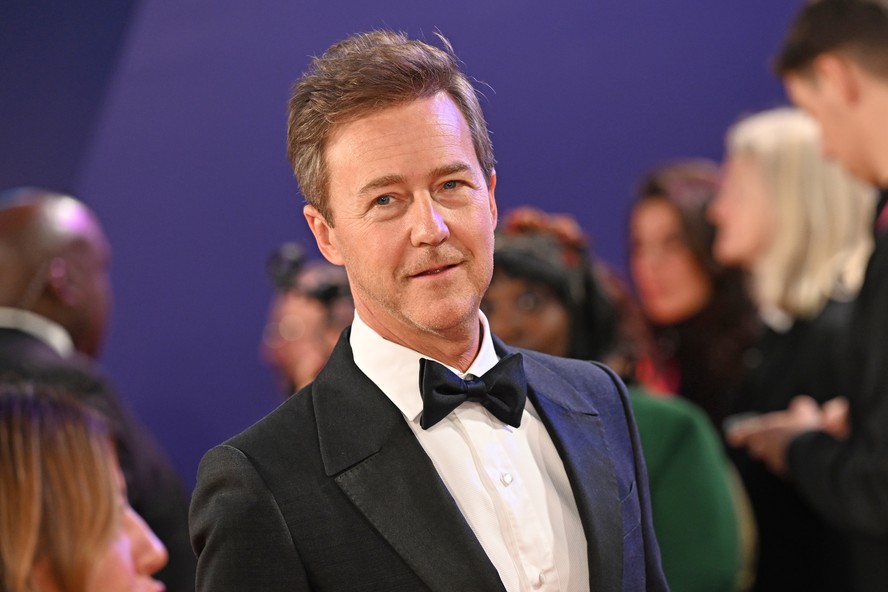 Edward Norton fica chocado ao descobrir que antepassados eram escravagistas | Celebridades | Monet