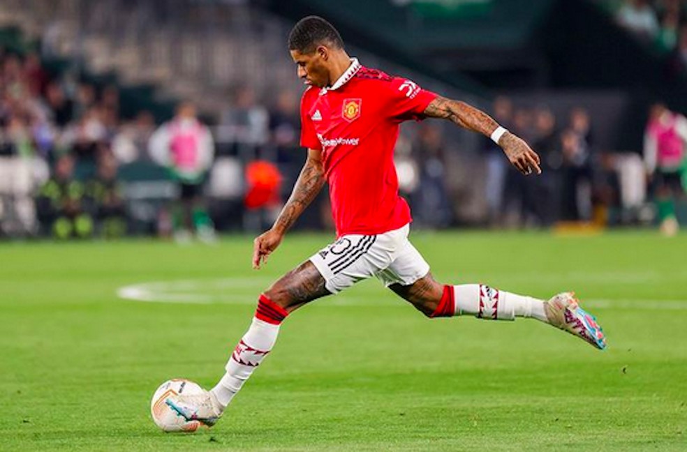 Craque do Manchester United termina noivado com namoradinha de colégio ...