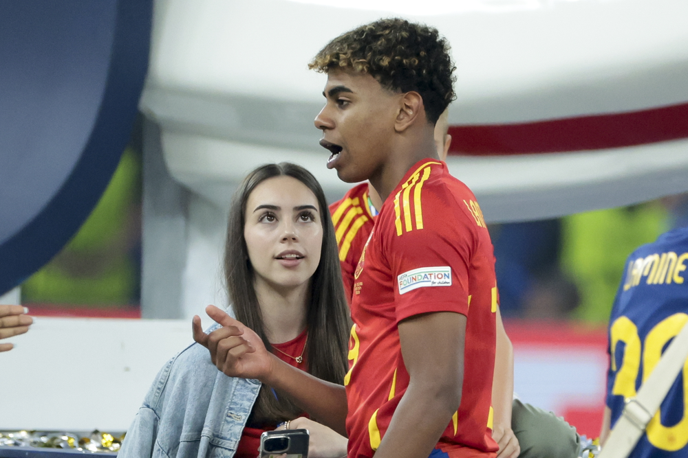 Yamal, destaque da Euro, dá unfollow na namorada após viralizar vídeo ...