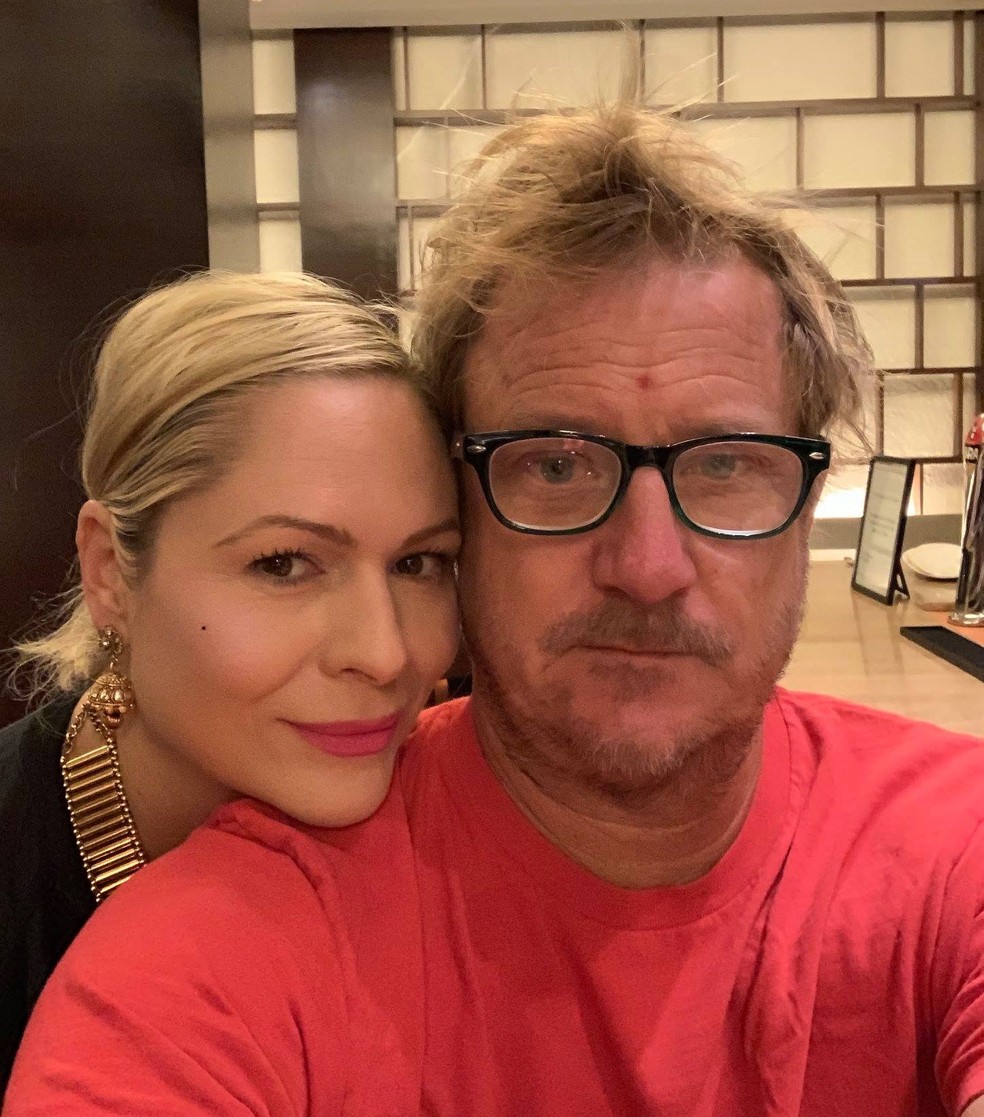 Esposa de figurão de Hollywood é exposta nas redes e acusada de trocar ...