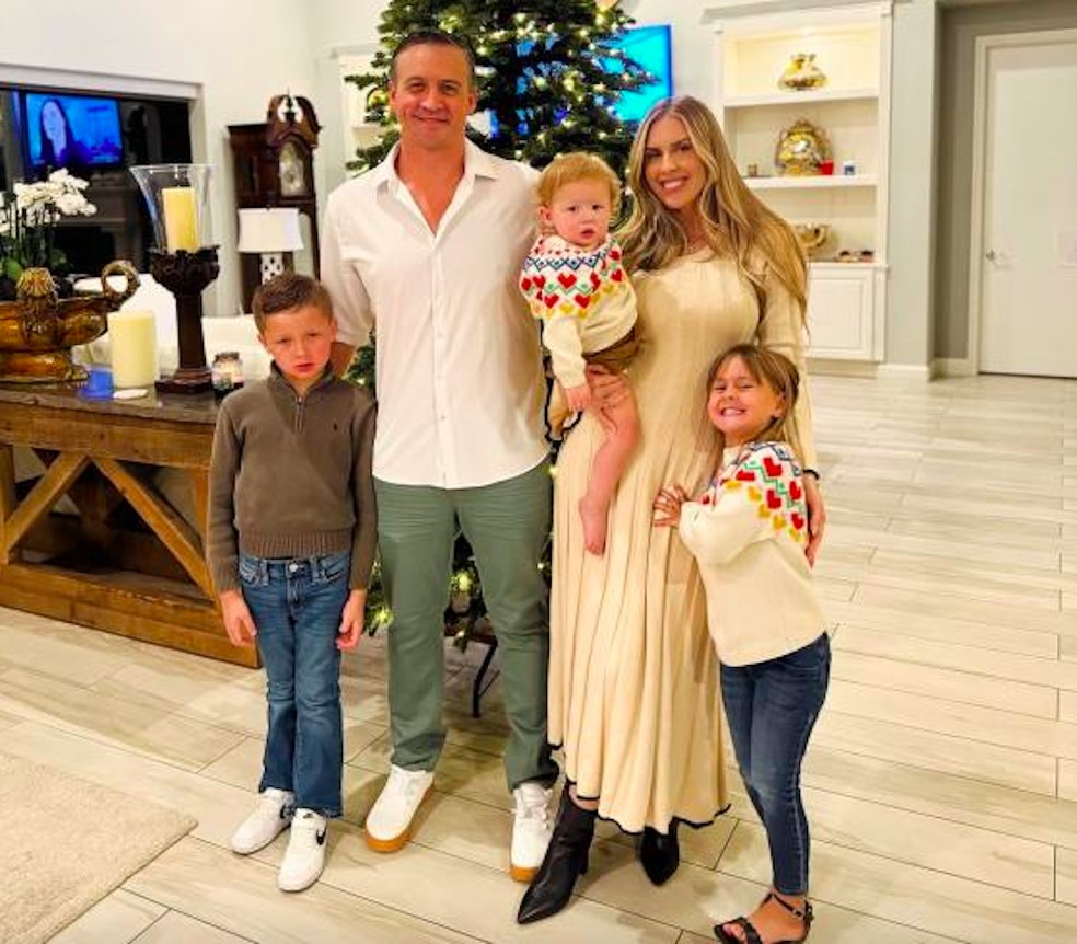 Ryan Lochte anuncia leilão das suas medalhas de ouro olímpicas ...