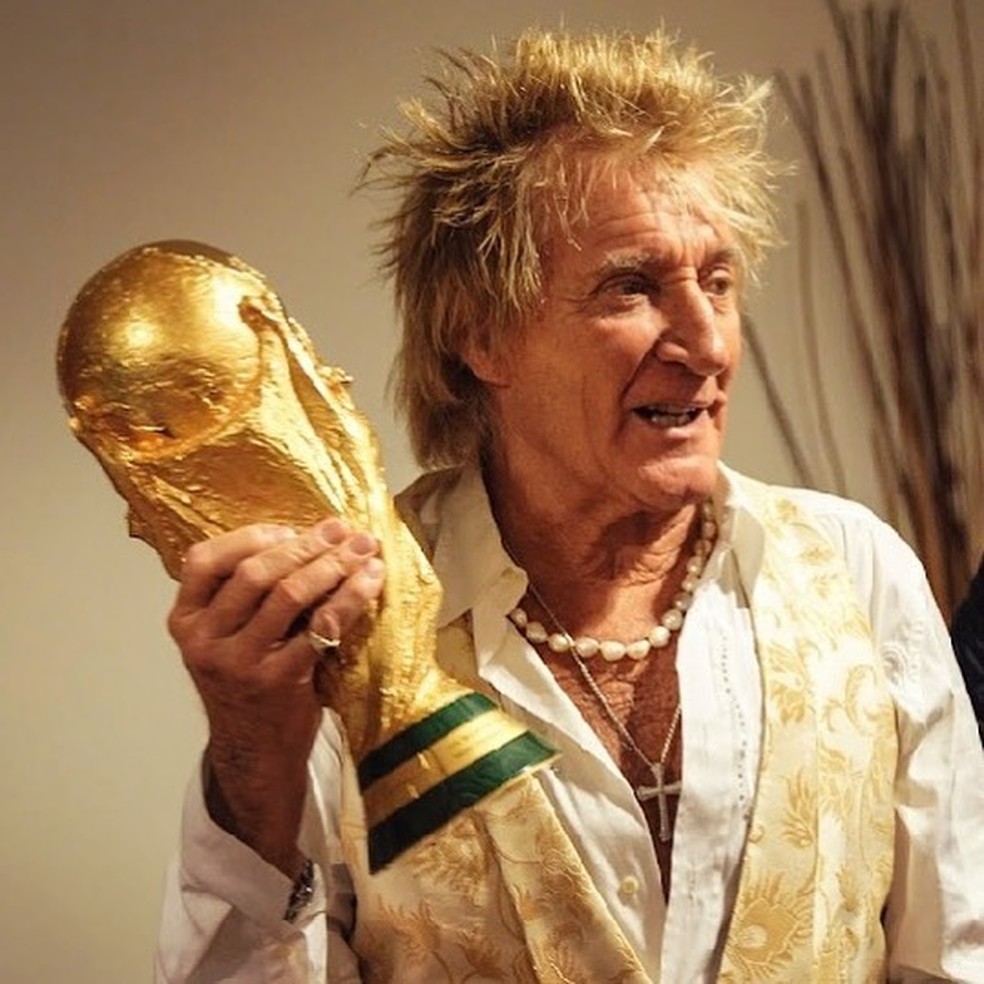 Rod Stewart rejeita oferta lucrativa para show na Arábia Saudita por ...